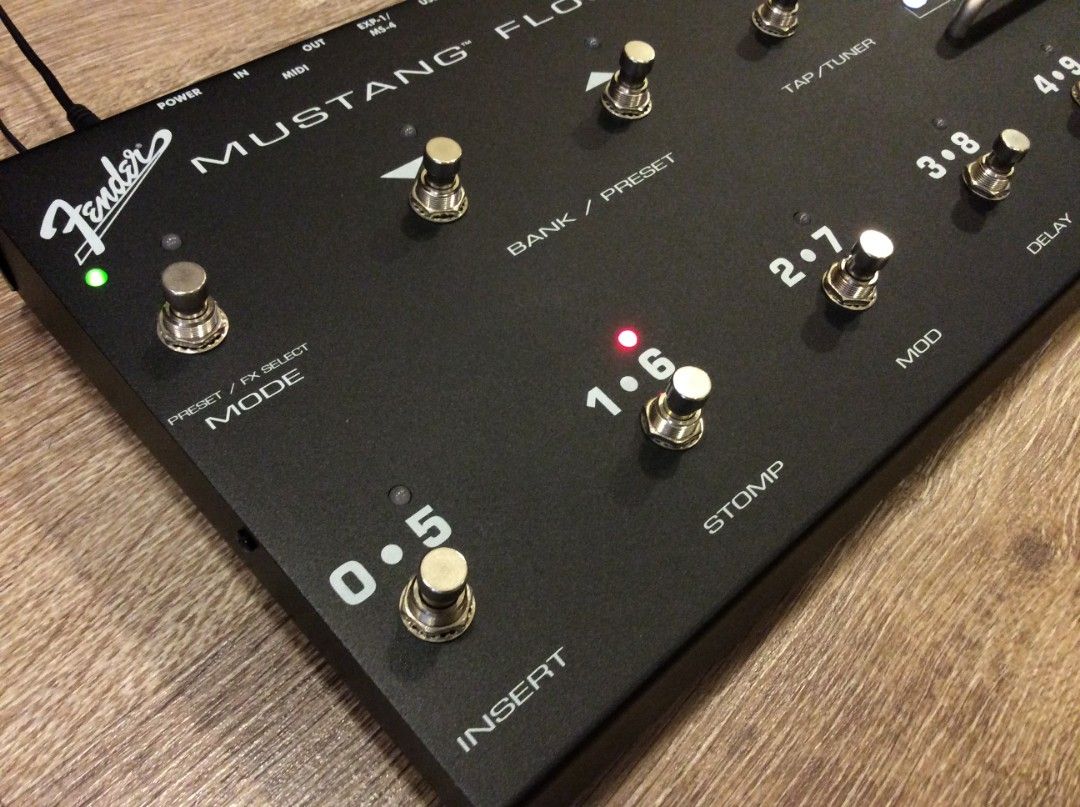 Fender Multi Effect, Hobbies & Toys, Music & Media, Musical Instruments ...