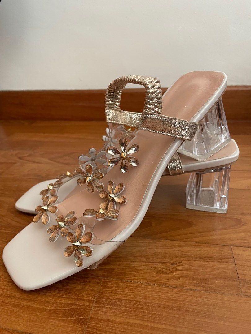 Flower heels/ sandals, Women's Fashion, Footwear, Heels on Carousell