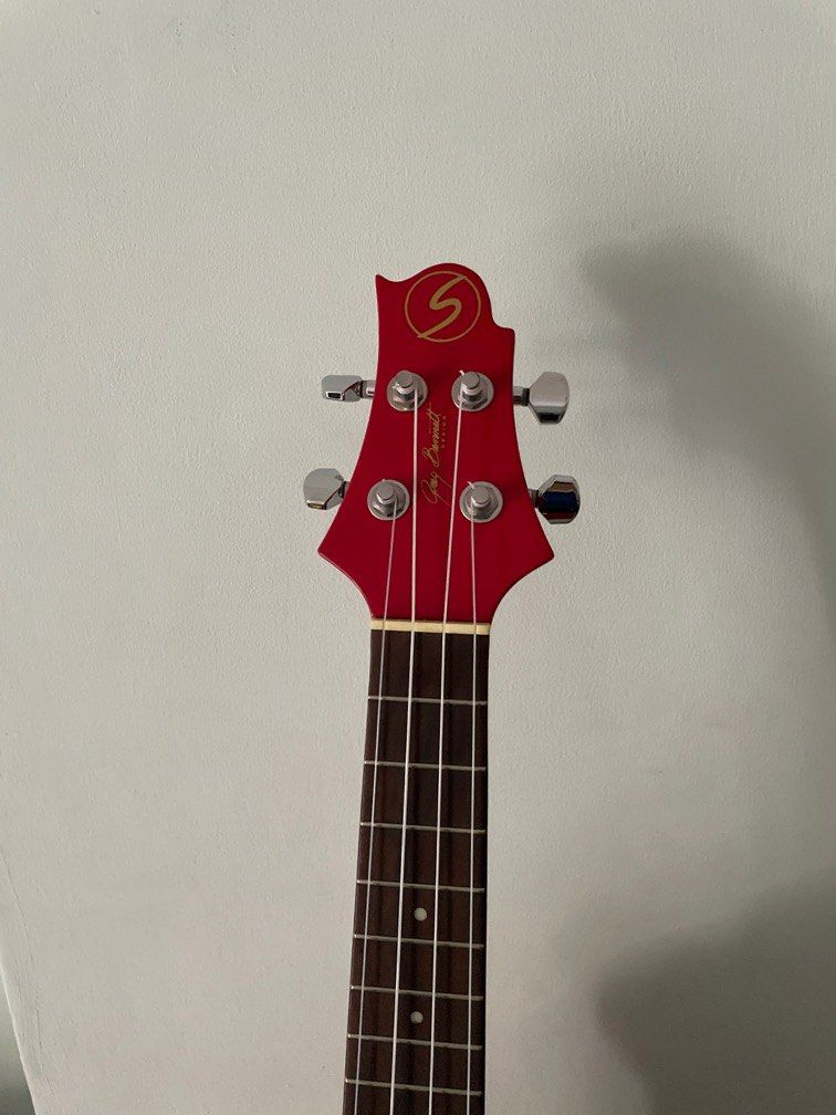 Greg Bennett Ukulele, Hobbies & Toys, Music & Media, Musical ...
