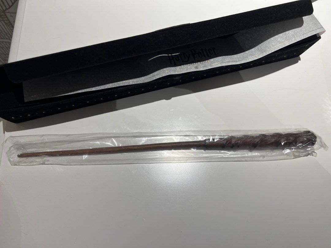 Harry Potter and the Cursed Child wand, Hobbies & Toys, Memorabilia ...