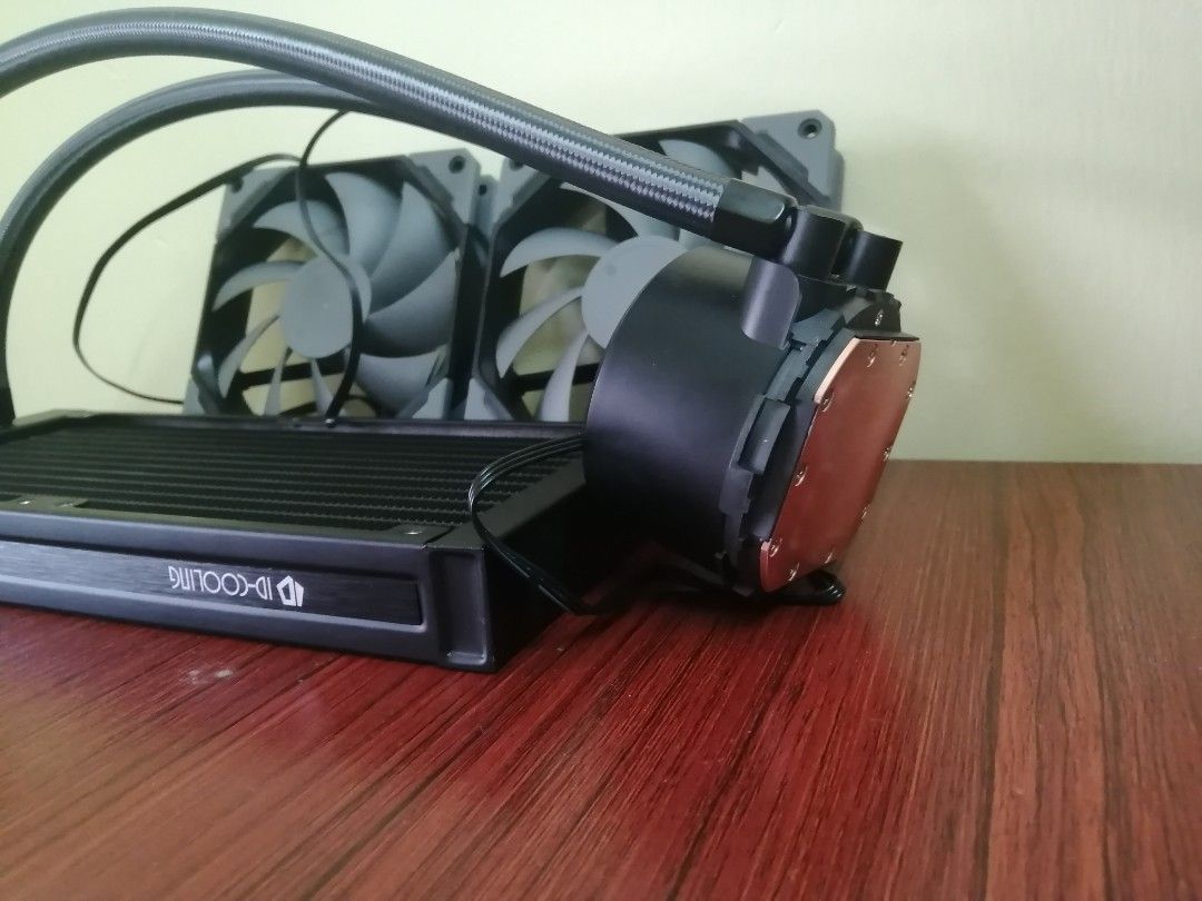 ID Cooling Frostflow x240, Computers & Tech, Parts & Accessories ...