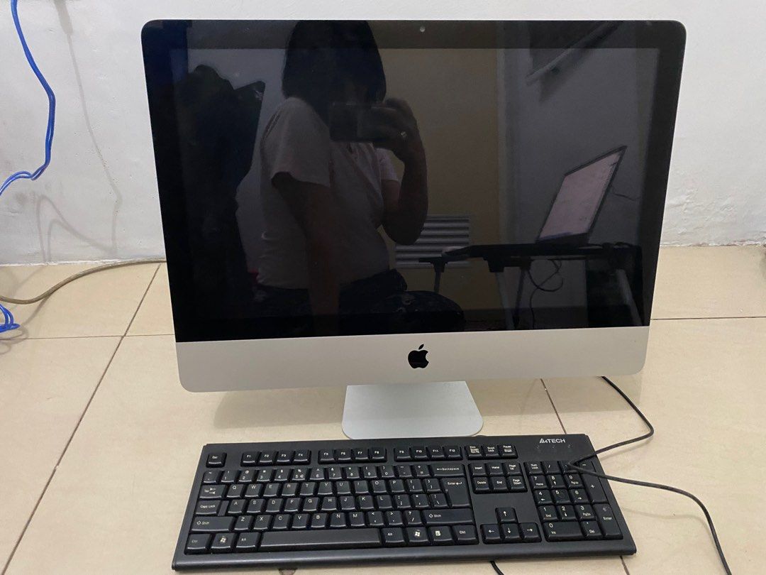 iMac OS X Yosemite 21.5 inch, Computers & Tech, Desktops on Carousell