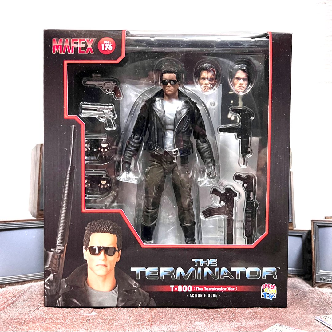 [In hand] Medicom Mafex Miracle Action Figure Terminator, Hobbies ...