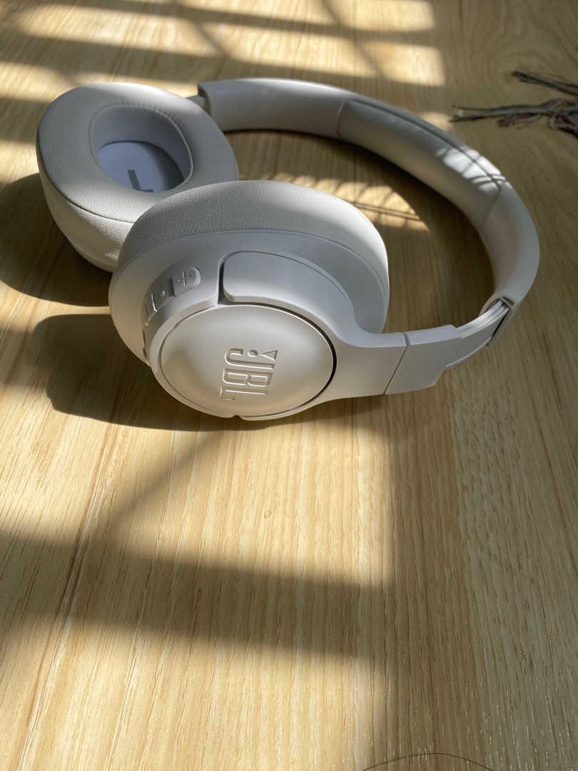 JBL TUNE 760 nc, Audio, Headphones & Headsets on Carousell
