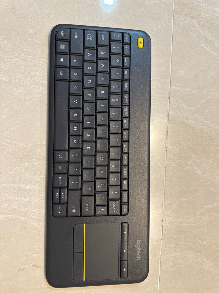 Logitech K400+ Bluetooth keyboard, Computers & Tech, Parts ...