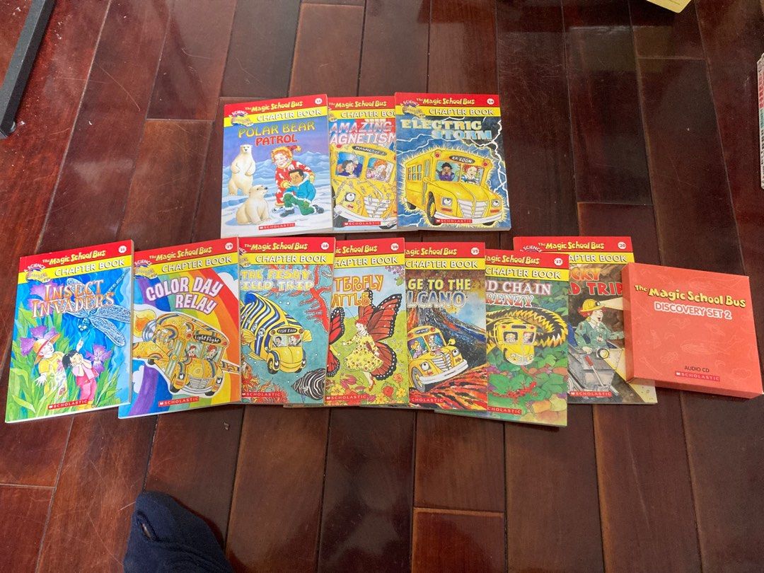 magic school bus set 2, 興趣及遊戲, 書本 & 文具, 小說 & 故事書 - Carousell