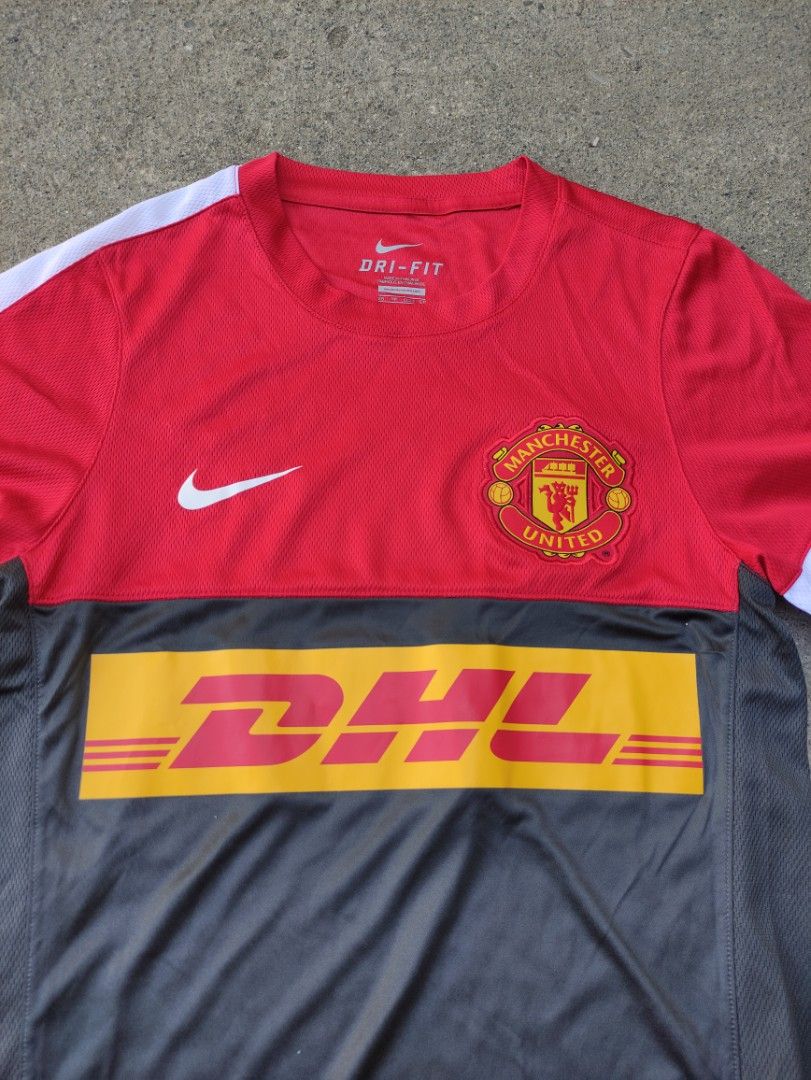 Manchester united training kit, Men's Fashion, Tops & Sets, Tshirts ...