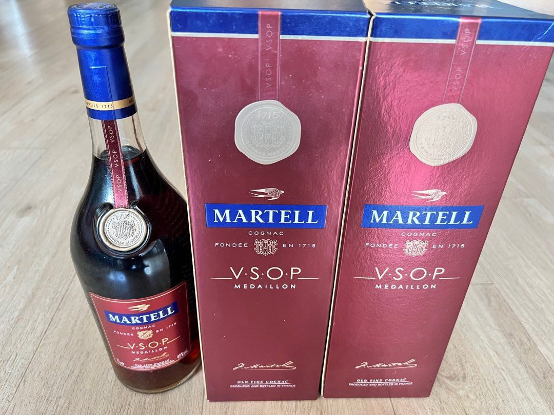 MARTELL VSOP Medaillon, Food & Drinks, Alcoholic Beverages on Carousell