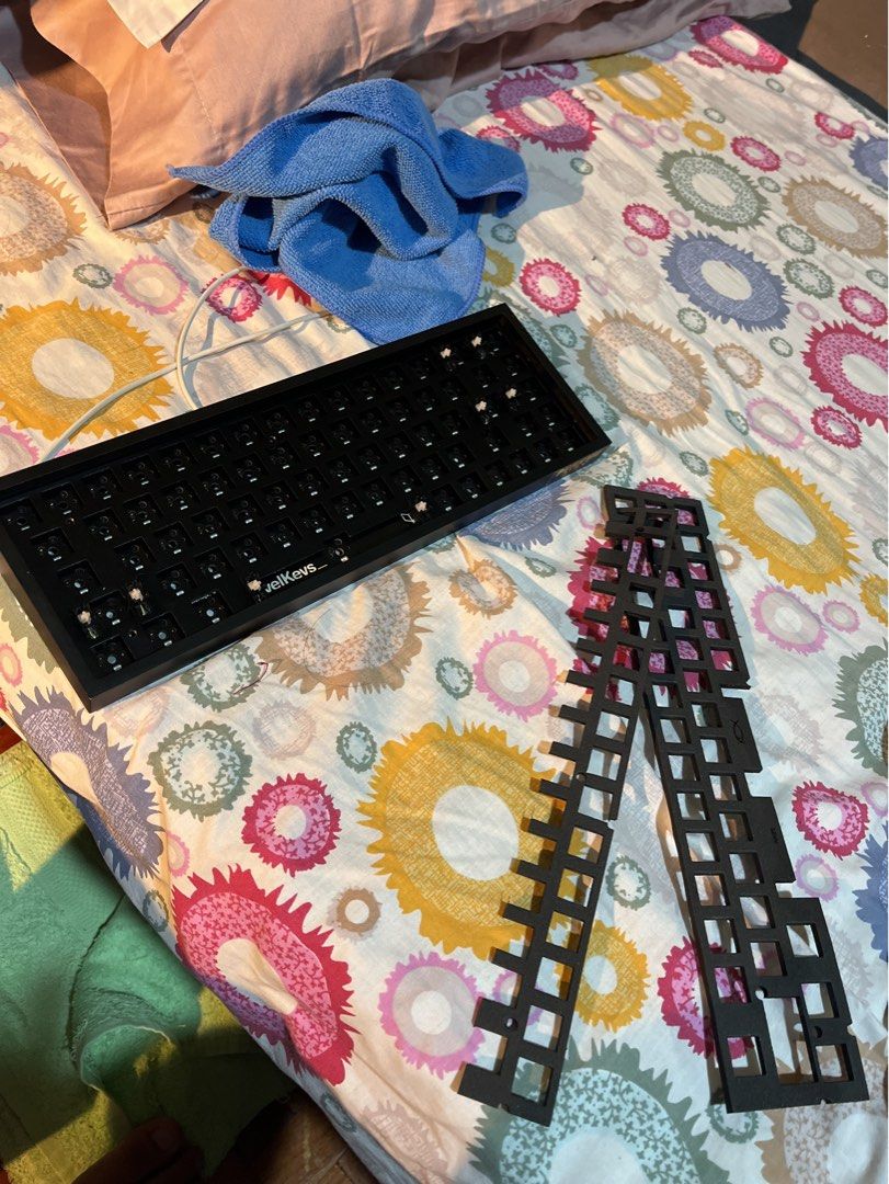 Mechanical Keyboard (NK65 Aluminium Edition) price includes keycaps and ...