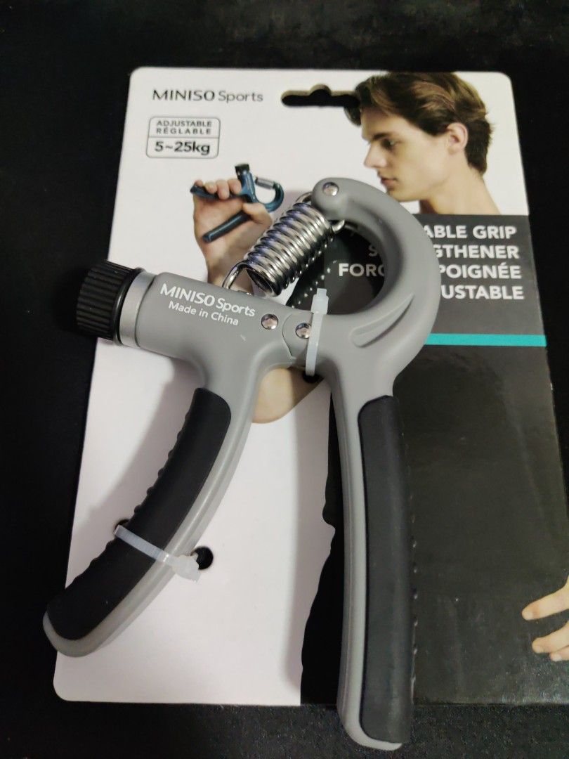 Miniso Grip Trainer, Sports Equipment, Exercise & Fitness, Toning ...