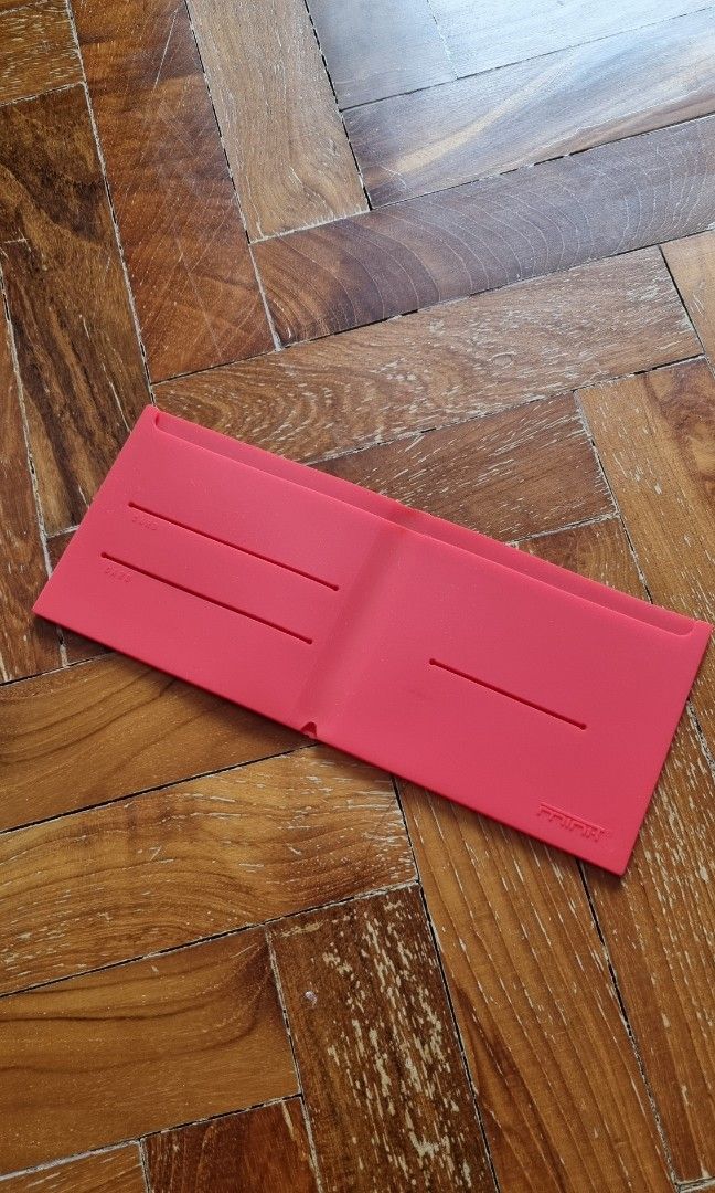 Minitoons Rubber Wallet (Red), Men's Fashion, Watches & Accessories ...