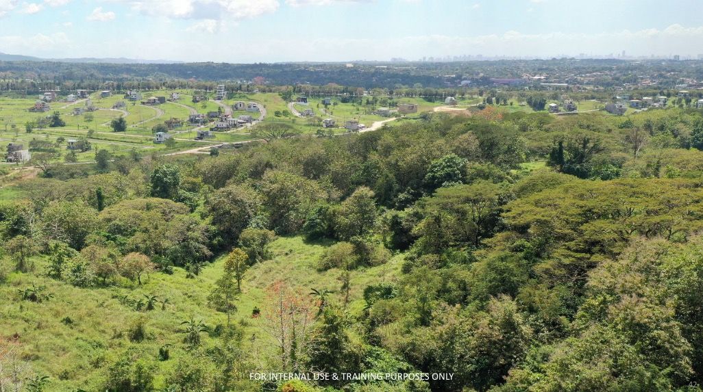 MIRAVERA Altaraza Ayala Land Premier biggest lot available 5500sqm Pre ...