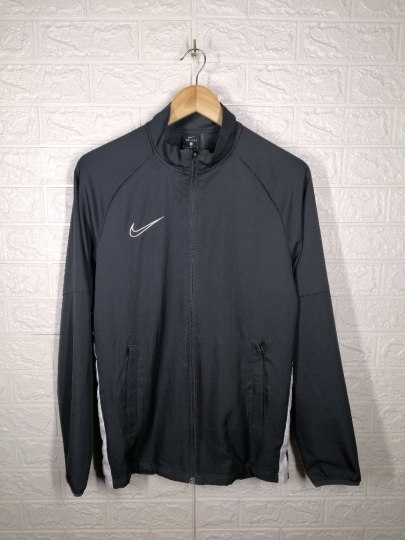 Nike Academy Woven Jacket, Men's Fashion, Coats, Jackets and Outerwear ...
