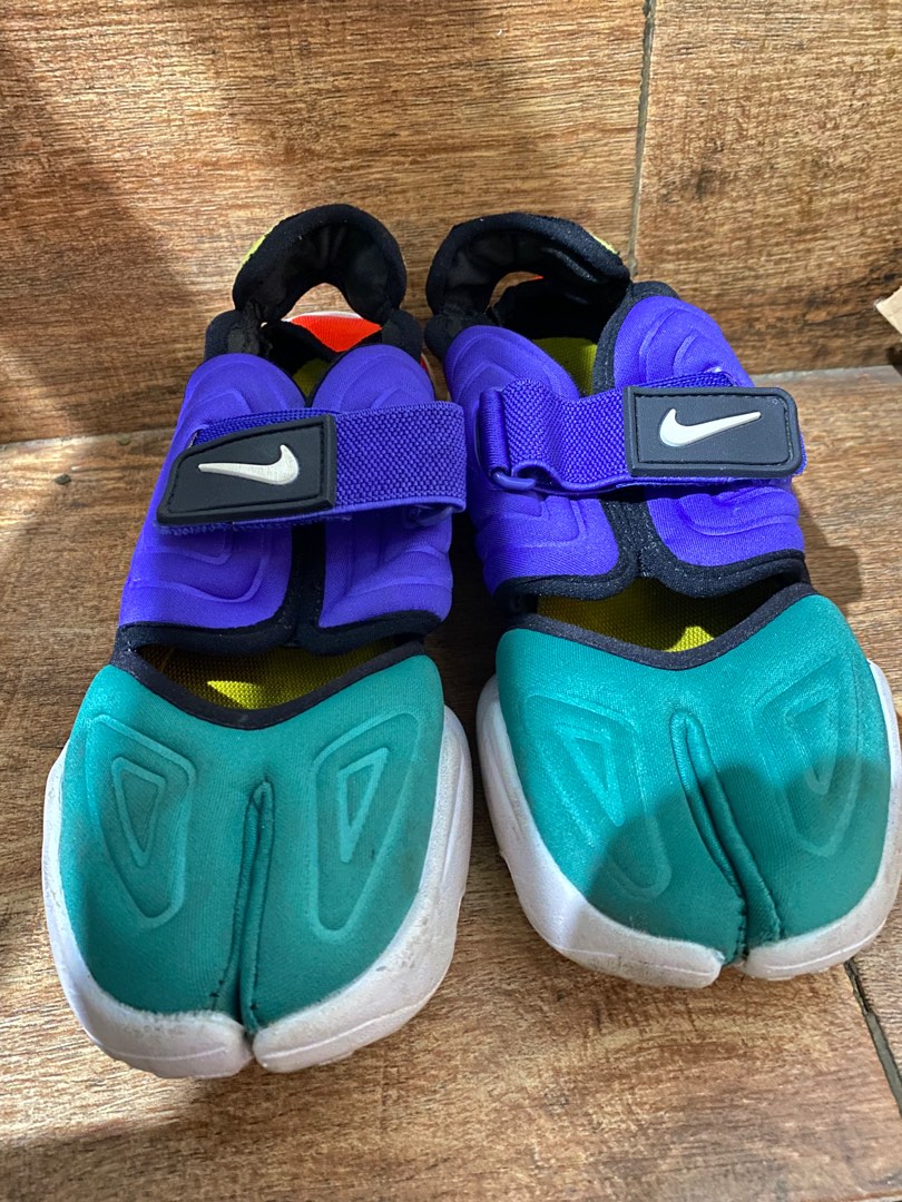 Nike Aqua Rift multicolor ( mirror ), Fesyen Wanita, Sepatu di Carousell