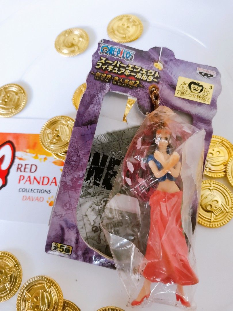 One Piece Figure - Keychain Nico Robin, Hobbies & Toys, Toys & Games on ...