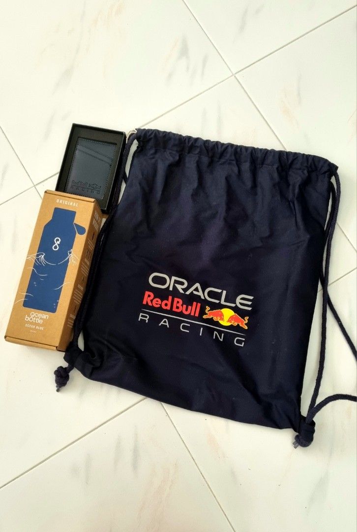 Oracle Redbull Racing Exclusive Paddock Merchandise, Hobbies & Toys ...