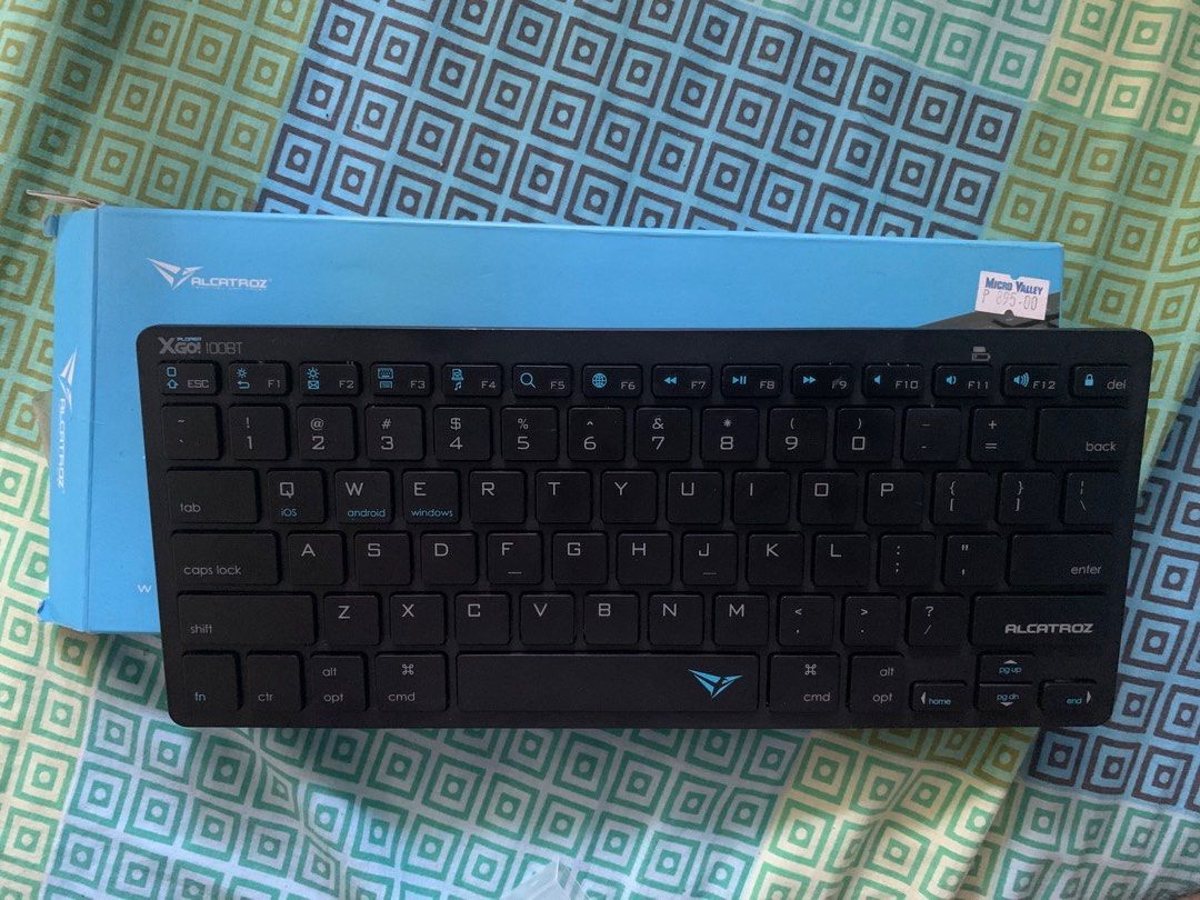 Original Alcatroz Xplorer GO 100BT Bluetooth Keyboard, Computers & Tech ...
