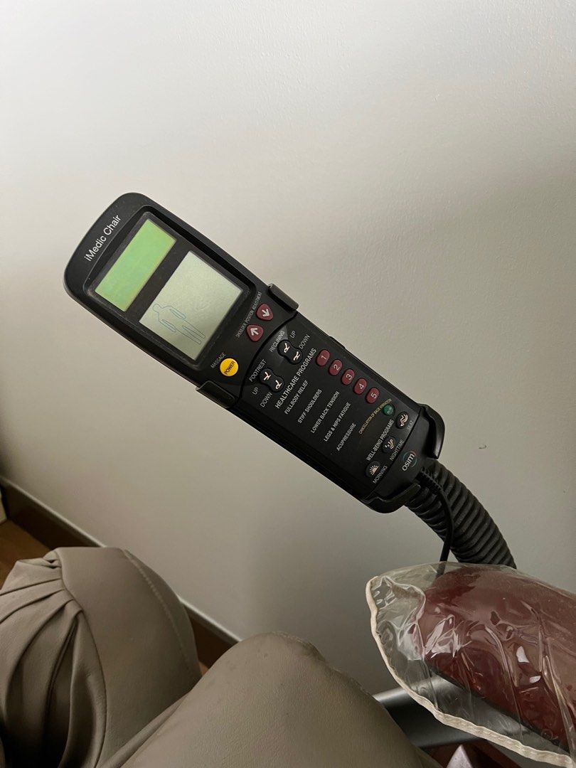 Osim iMedic Massage Chair, Health & Nutrition, Massage Devices on Carousell