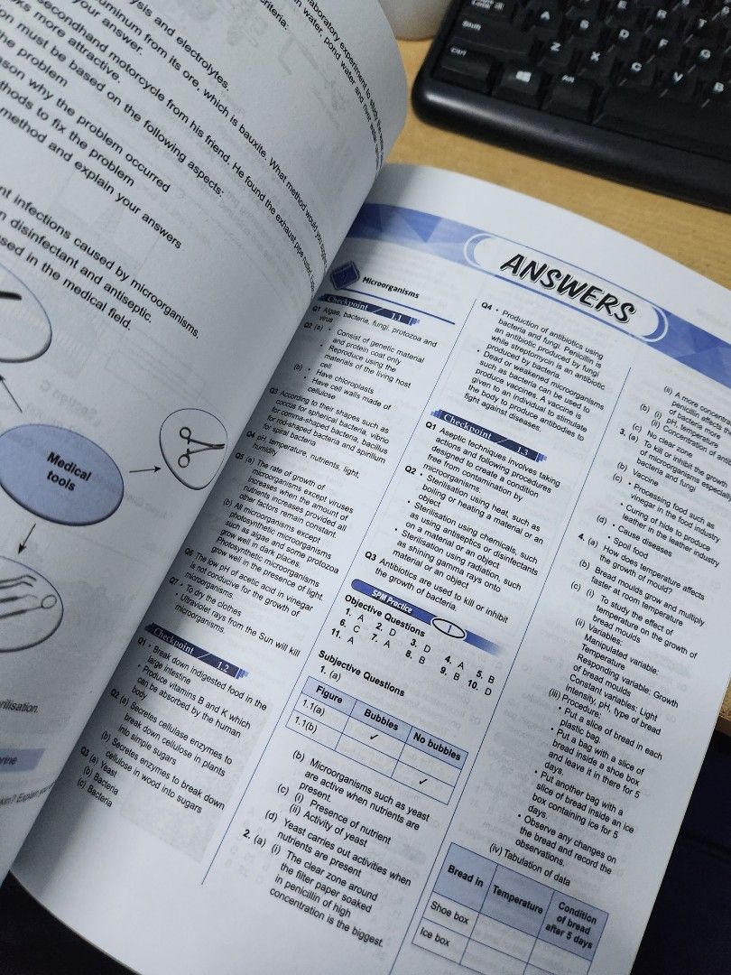 Pelangi Science Form 5 SPM references book, Hobbies & Toys, Books ...