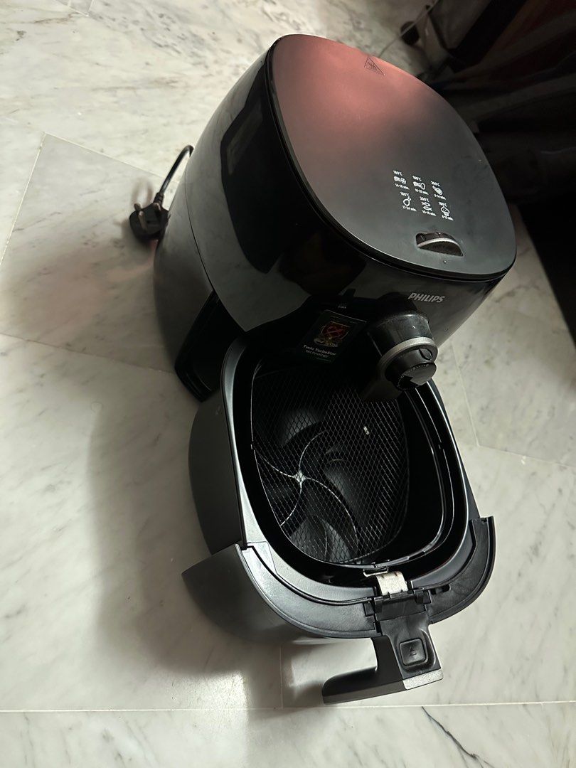 Phillips Air Fryer, TV & Home Appliances, Kitchen Appliances, Fryers on ...