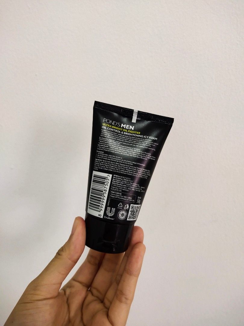 Ponds Men Ultra Bright Oil Fighter, Kesehatan & Kecantikan, Kulit, Sabun & Tubuh di Carousell