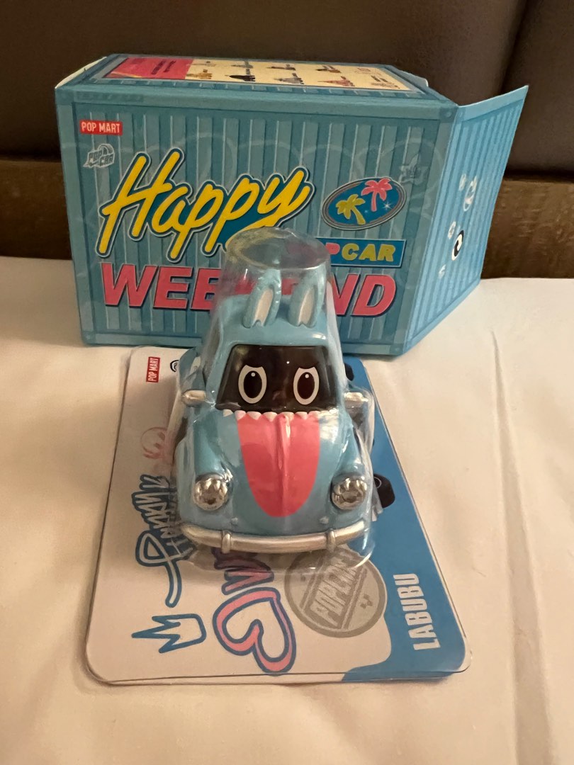 Pop Mart Popcar happy weekend Labubu, 興趣及遊戲, 玩具 & 遊戲類 - Carousell