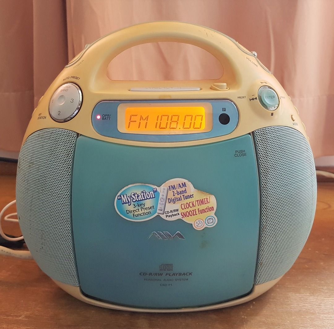 Portable Aiwa Model CSD-P1, Personal Audio System, CD Player, Radio AM ...
