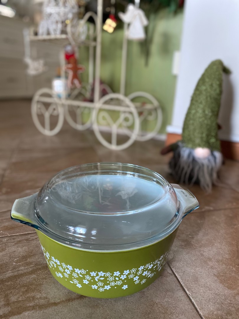 Pyrex Spring Blossom Vintage 1970s Avocado Green & White 2.5quart 475 ...