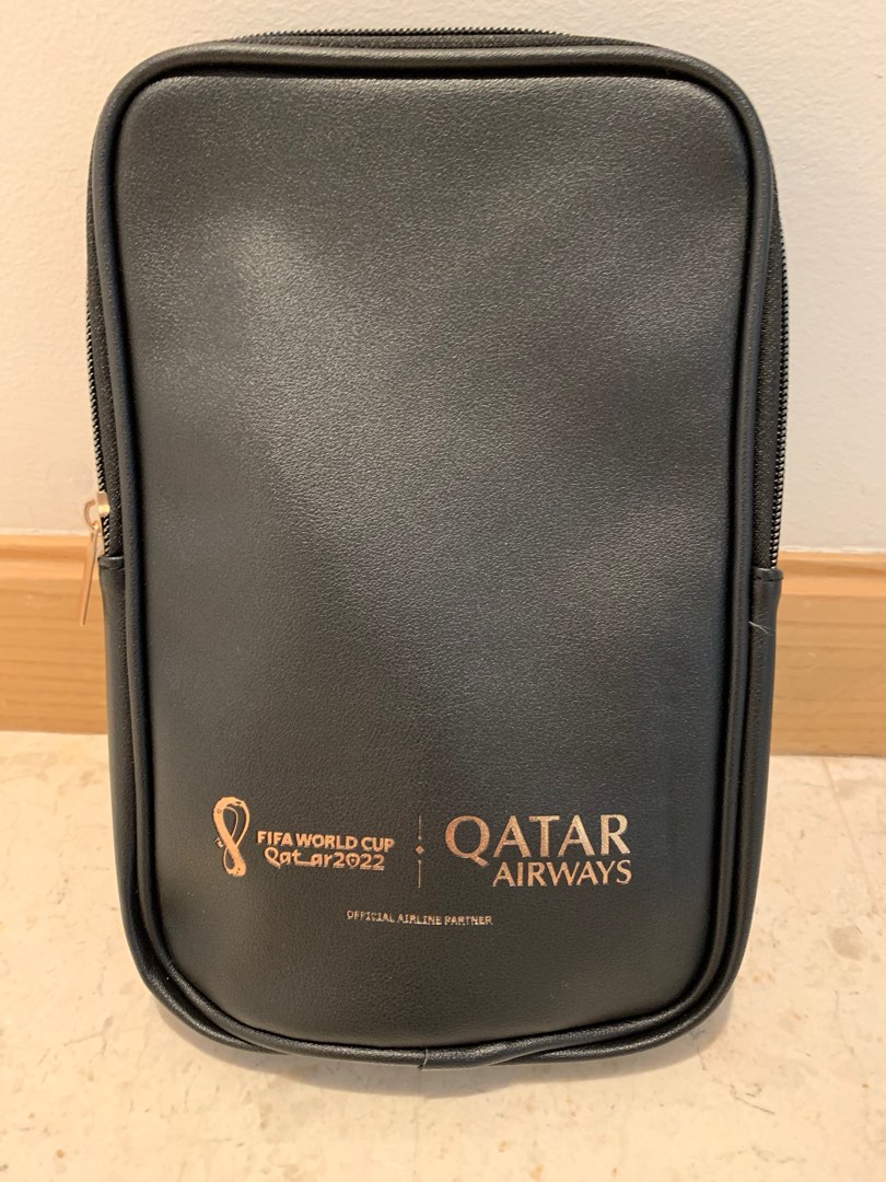 “Qatar WC Edition” Sling bag & “THE WHITE COMPANY LONDON” men’s pajama ...