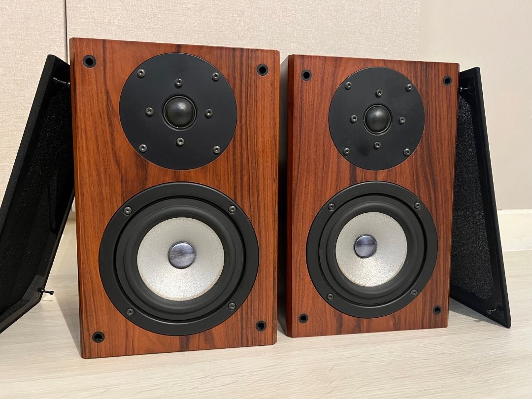 Rogers LS3a High-end audiophile bookshelf monitor speaker (German made)