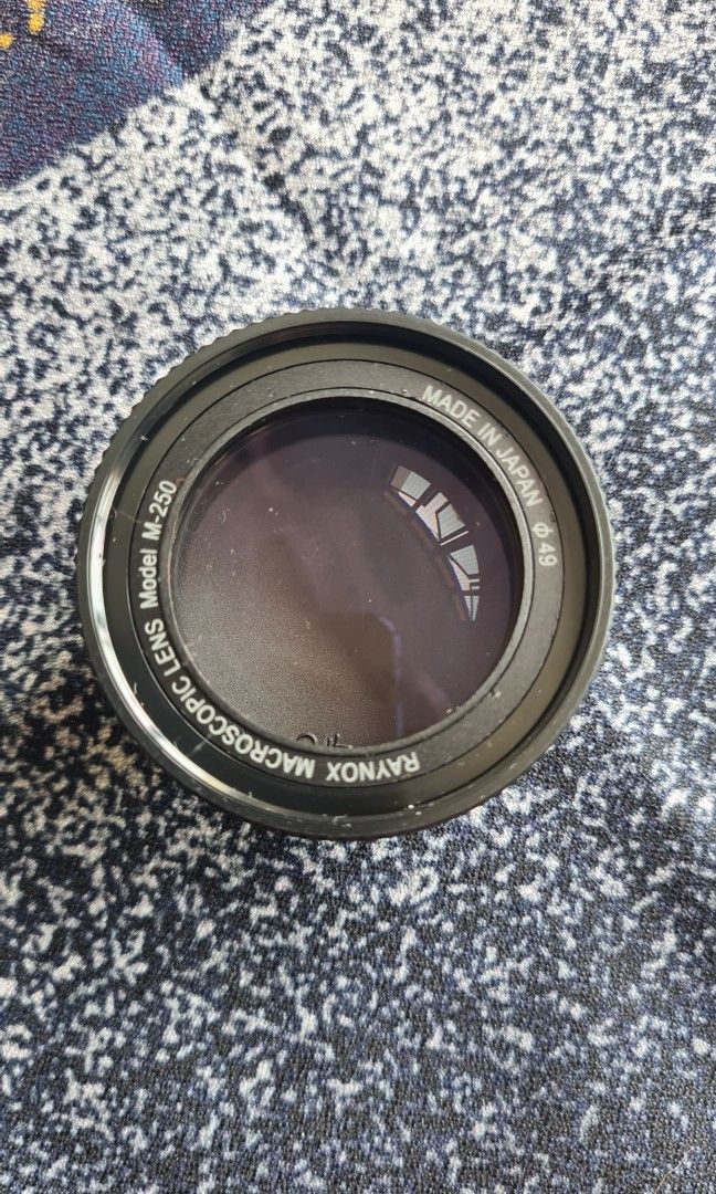 Raynox Macro Conversion lens DCR-250, Photography, Cameras on Carousell