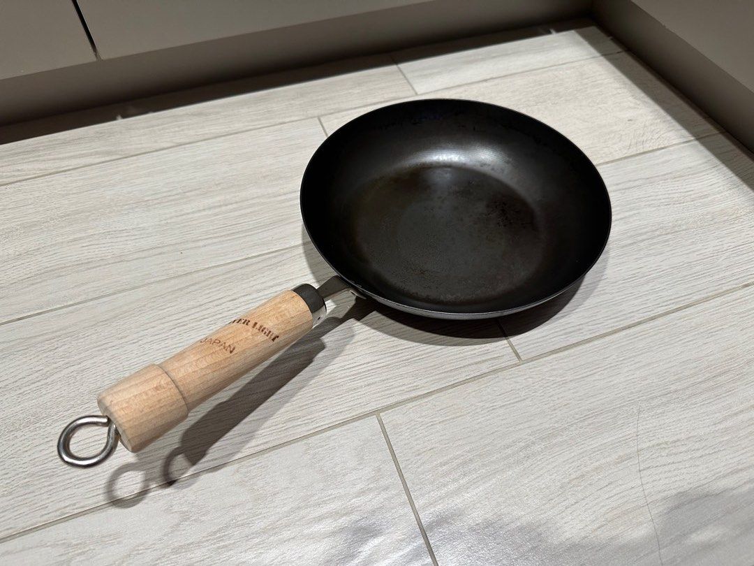 River Light cooking pans 30cm, 24cm & 22cm, Furniture & Home Living ...