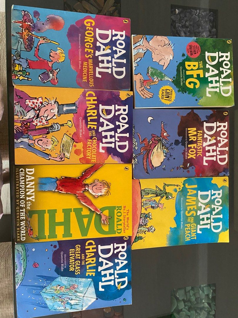 Roald Dahl books $3, Hobbies & Toys, Books & Magazines, Children's Books on Carousell