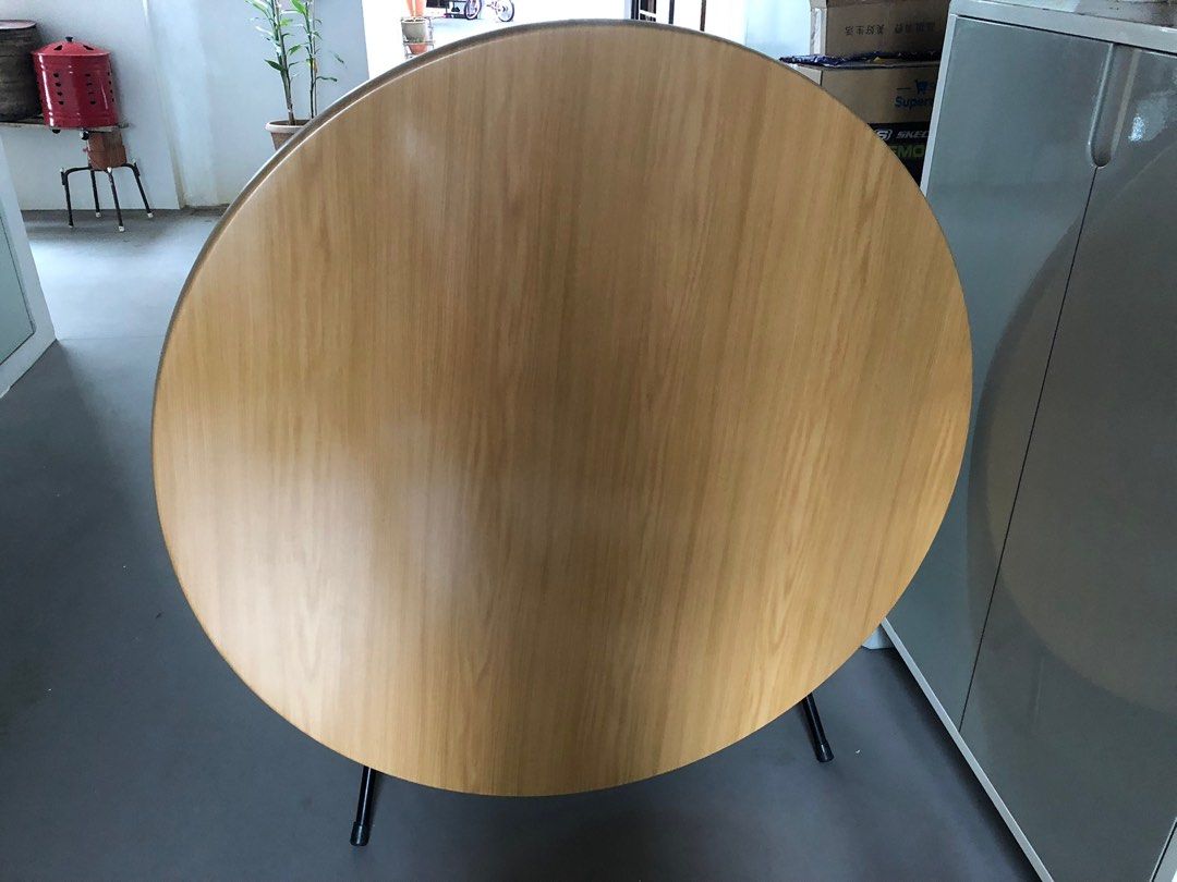 Round Foldable Table (4 Feet), Furniture & Home Living, Furniture ...