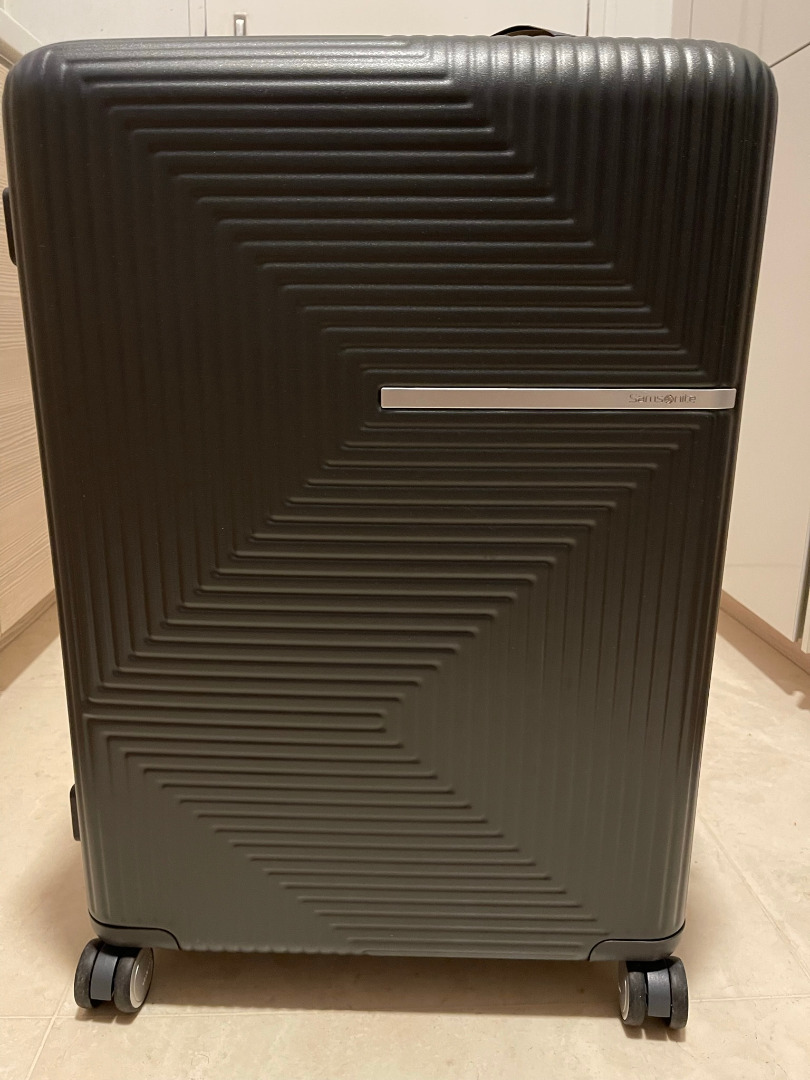 Samsonite Azio Spinner 69/25 (Brand New), Hobbies & Toys, Travel ...