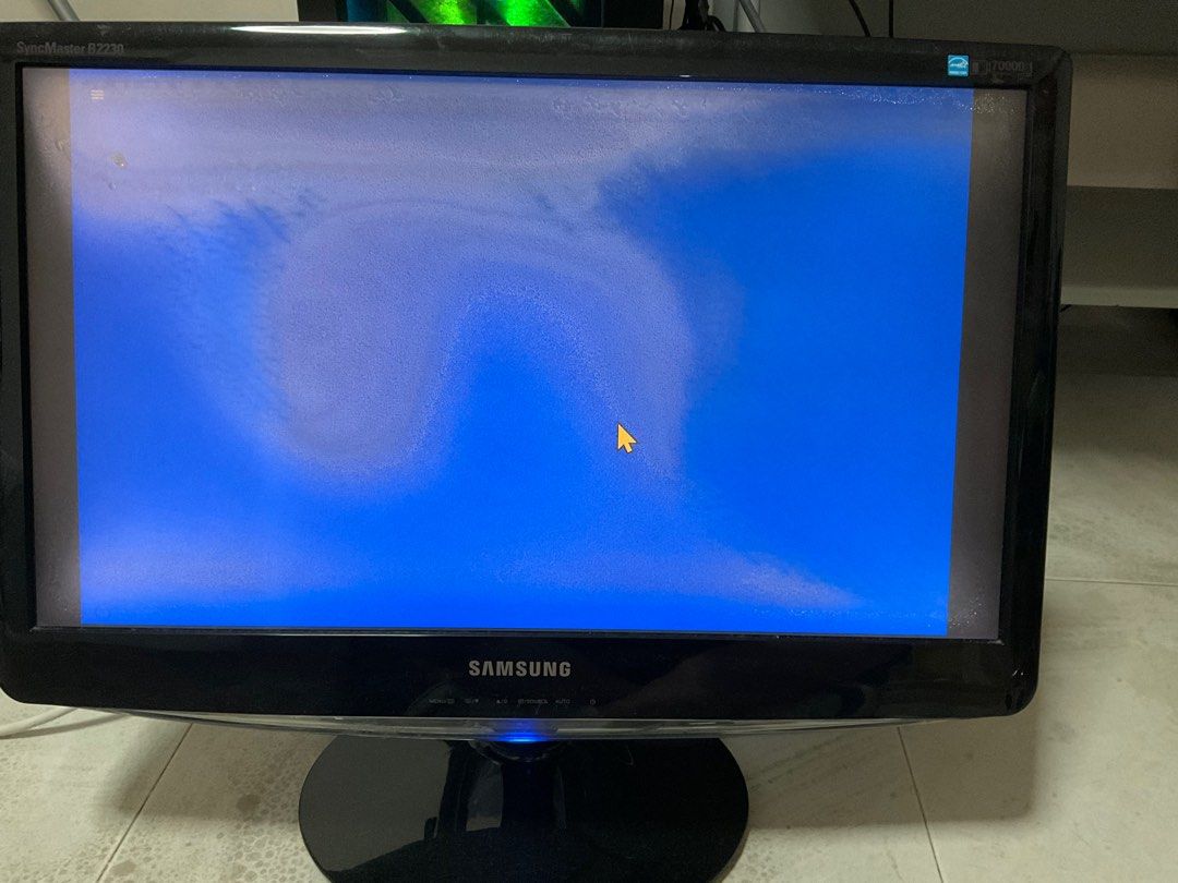 Samsung B2230H 22 inch monitor with defect, Computers & Tech, Parts ...
