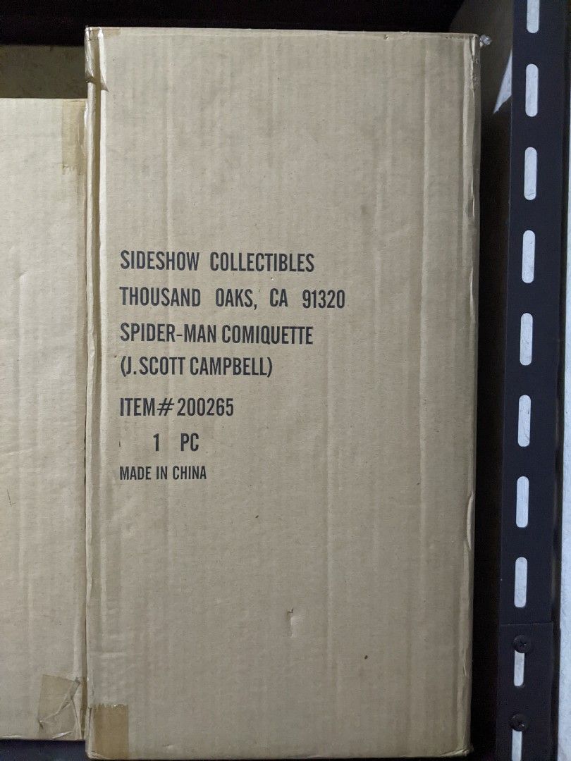 Sideshow Collectibles Spider Man Mary Jane Gwen Stacy Comiquette