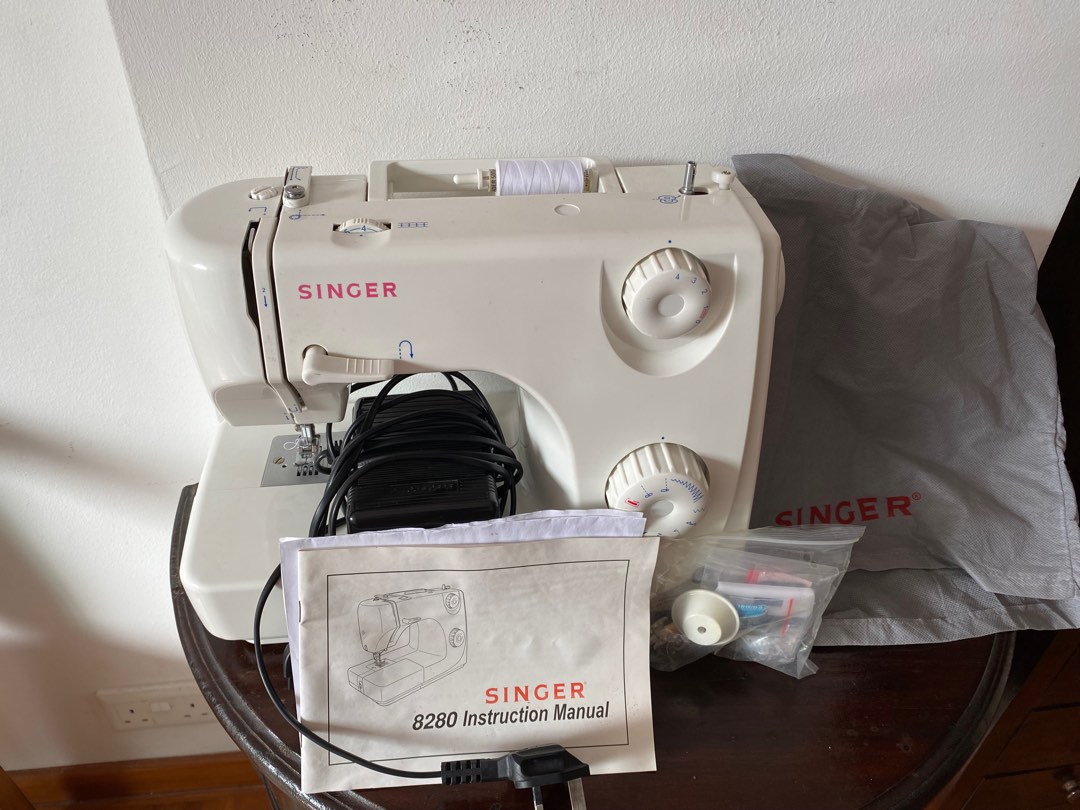 Singer Sewing machine model 8280, TV & Home Appliances, Other Home ...