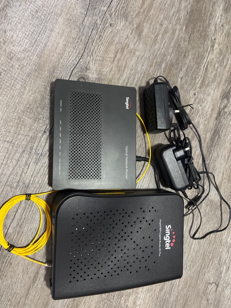 Singtel Optical Network Router and Wifi Gigabit Router AC Plus ...
