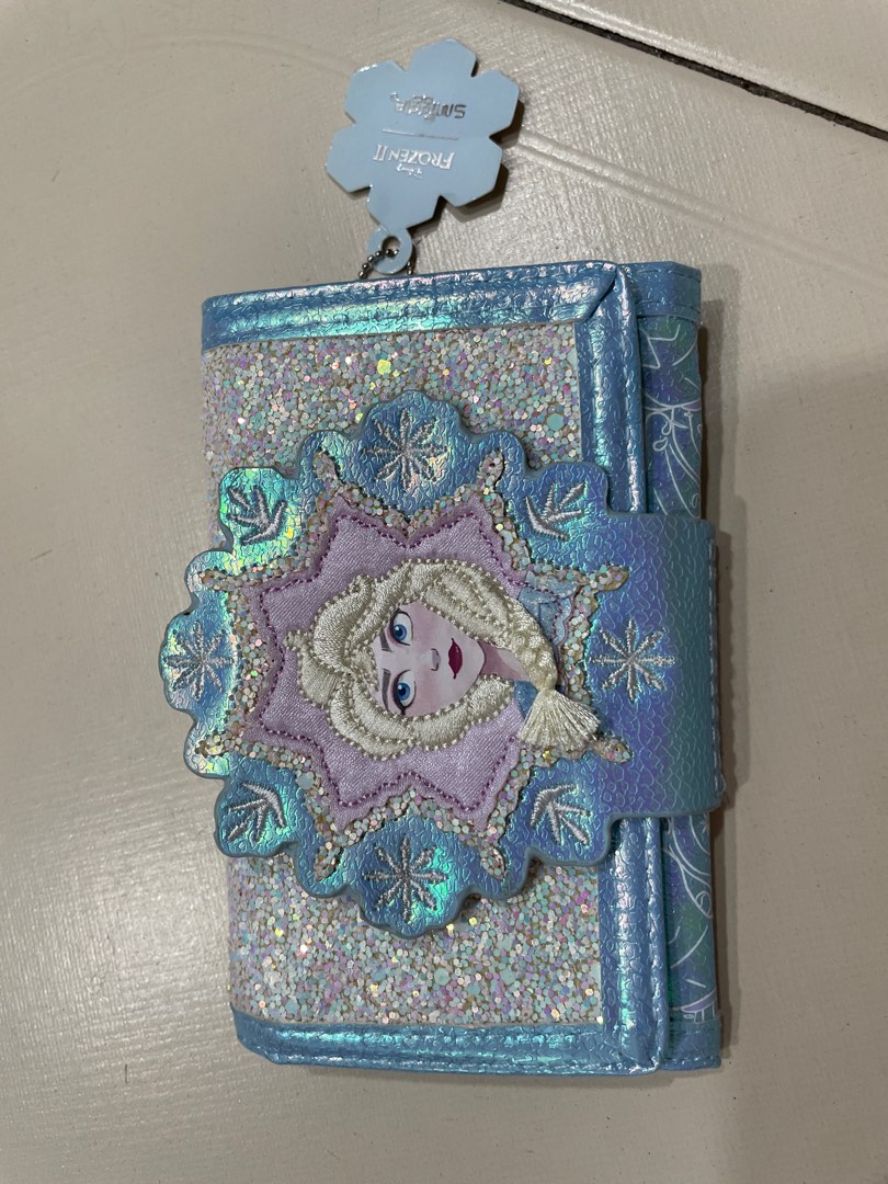Smiggle - Frozen 2 wallet, Women's Fashion, Bags & Wallets, Wallets ...