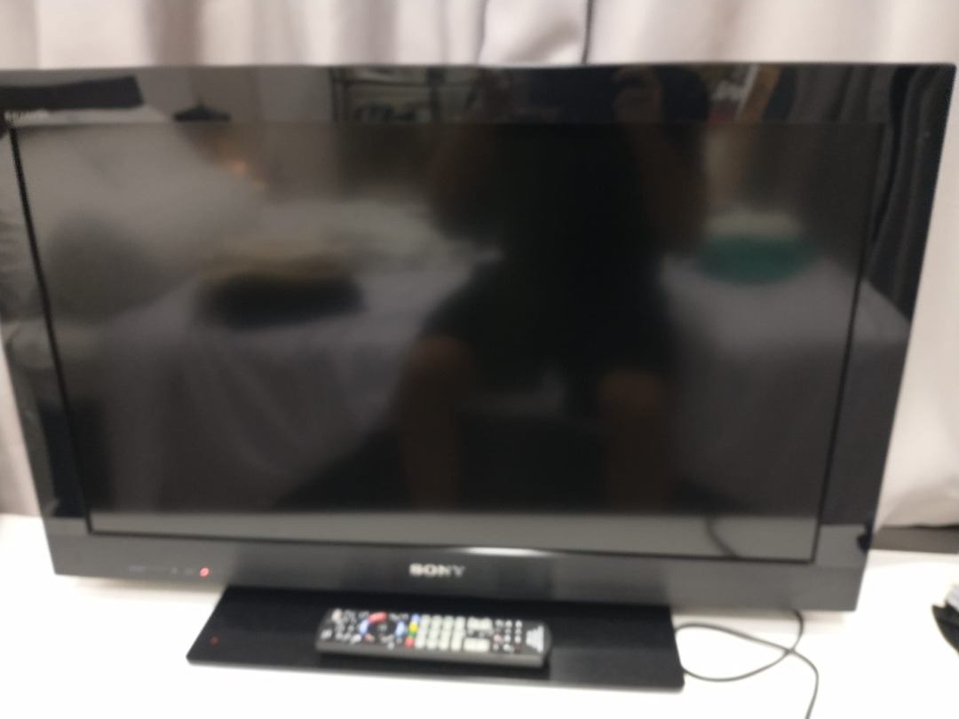 Sony LCD TV 32 Inch KDL 32CX523, TV & Home Appliances, TV ...