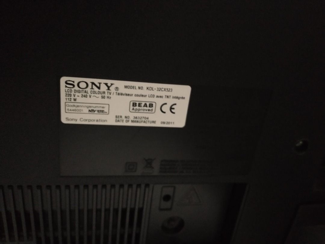 Sony LCD TV 32 Inch KDL 32CX523, TV & Home Appliances, TV ...