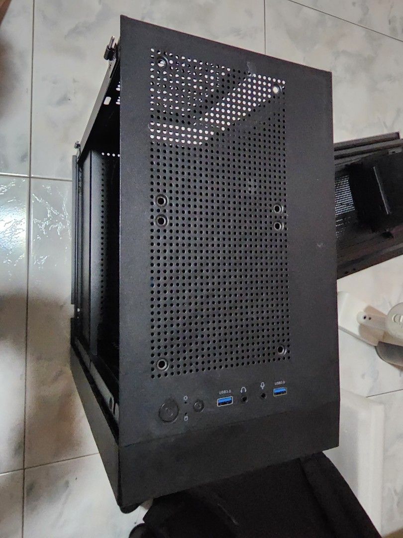 Tecware Forge M2 Black Computers And Tech Parts And Accessories Computer Parts On Carousell