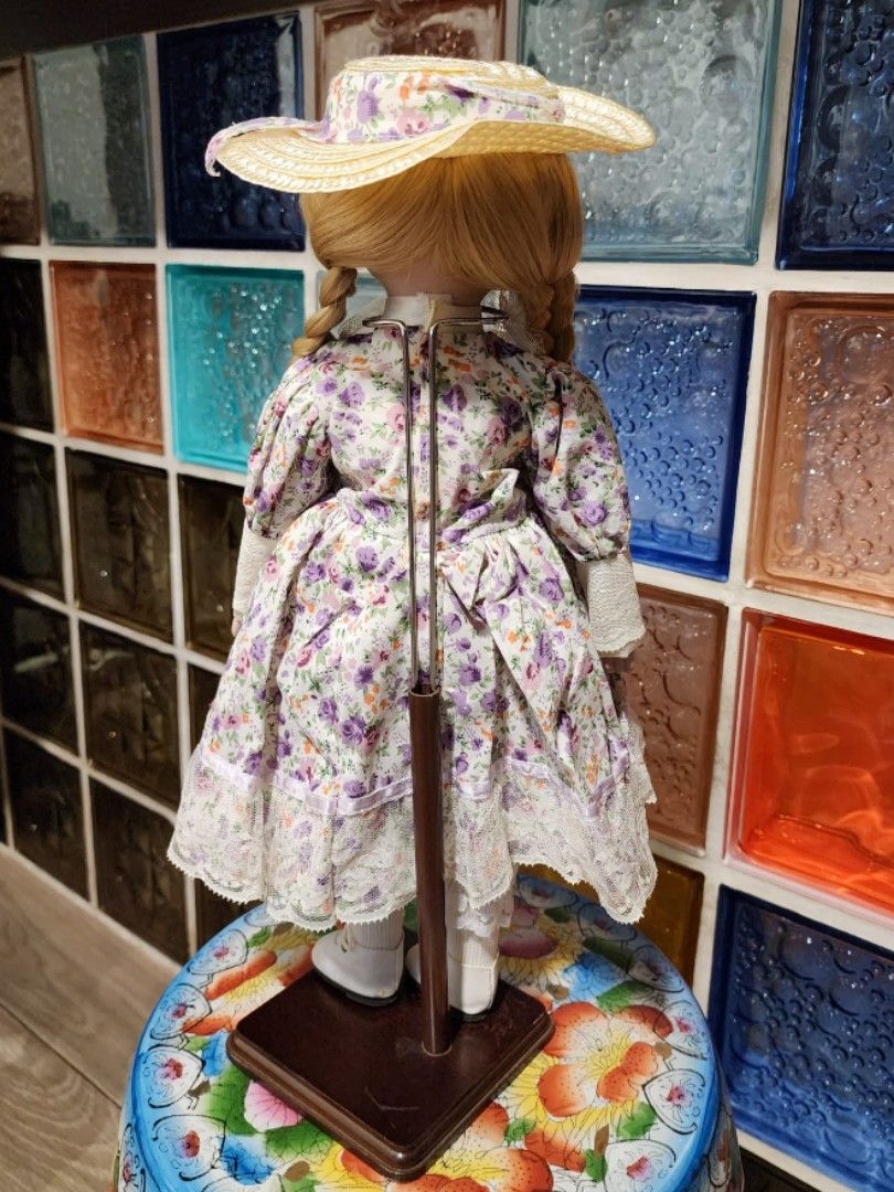 The Classique Collection Porcelain Doll Ros, Hobbies & Toys, Toys ...