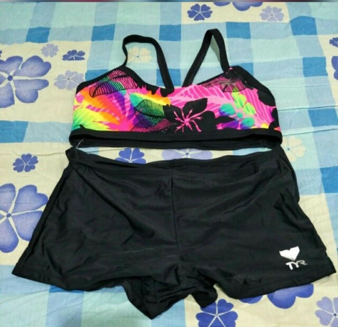 TYR swimsuit, Women's Fashion, Swimwear, Bikinis & Swimsuits on Carousell