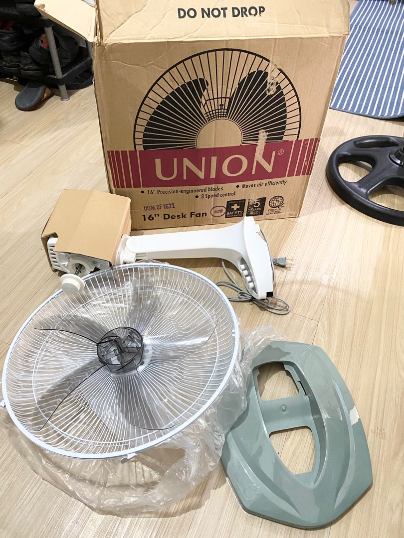 Union Desk fan 16 inch, Announcements on Carousell