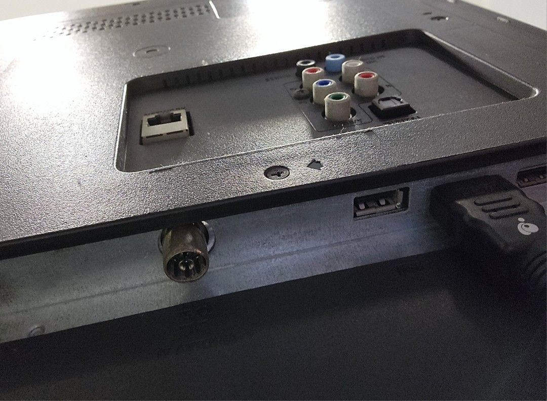 [USED] Philip Slim Full HD LED TV 40PFT6709/98, TV & Home Appliances ...