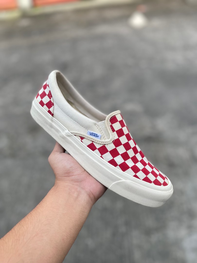 Vans vault cb red v1, Men's Fashion, Footwear, Sneakers on Carousell