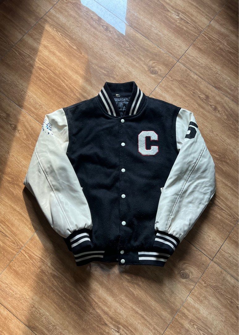 varsity jacket, Men's Fashion, Coats, Jackets and Outerwear on Carousell