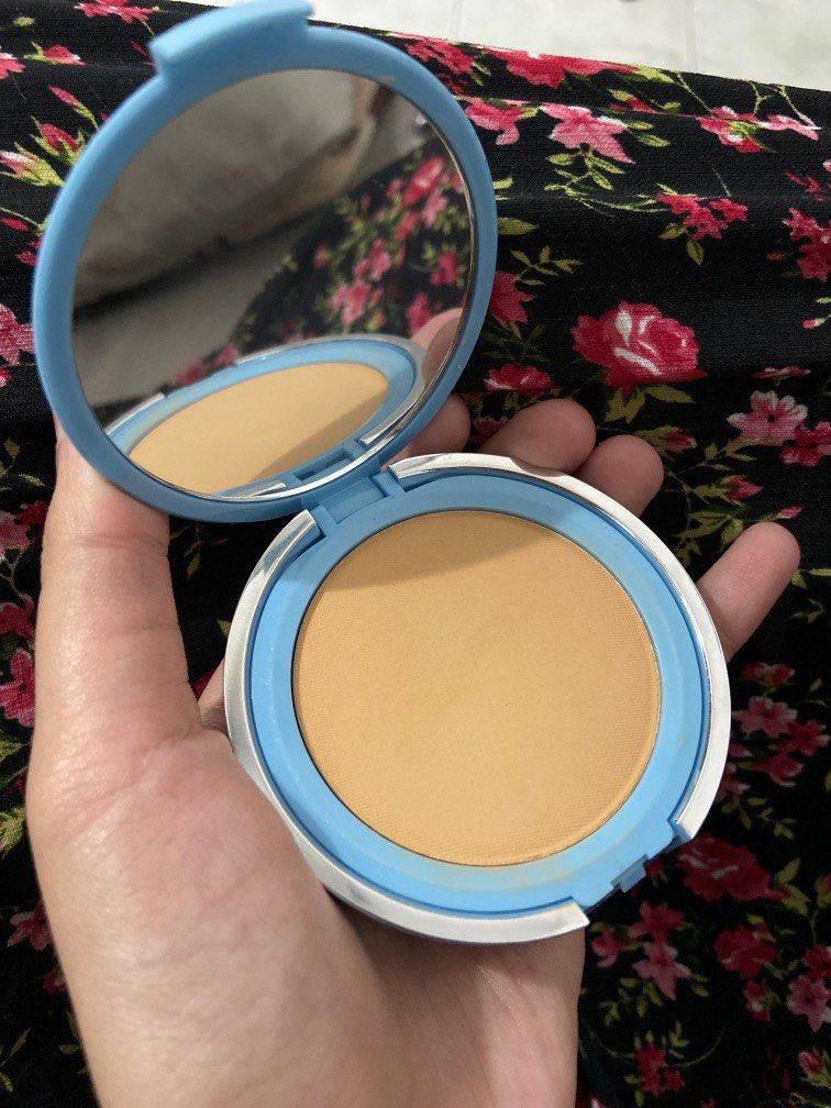 Wardah Lightening Powder Foundation Light Beige (01), Beauty & Personal ...